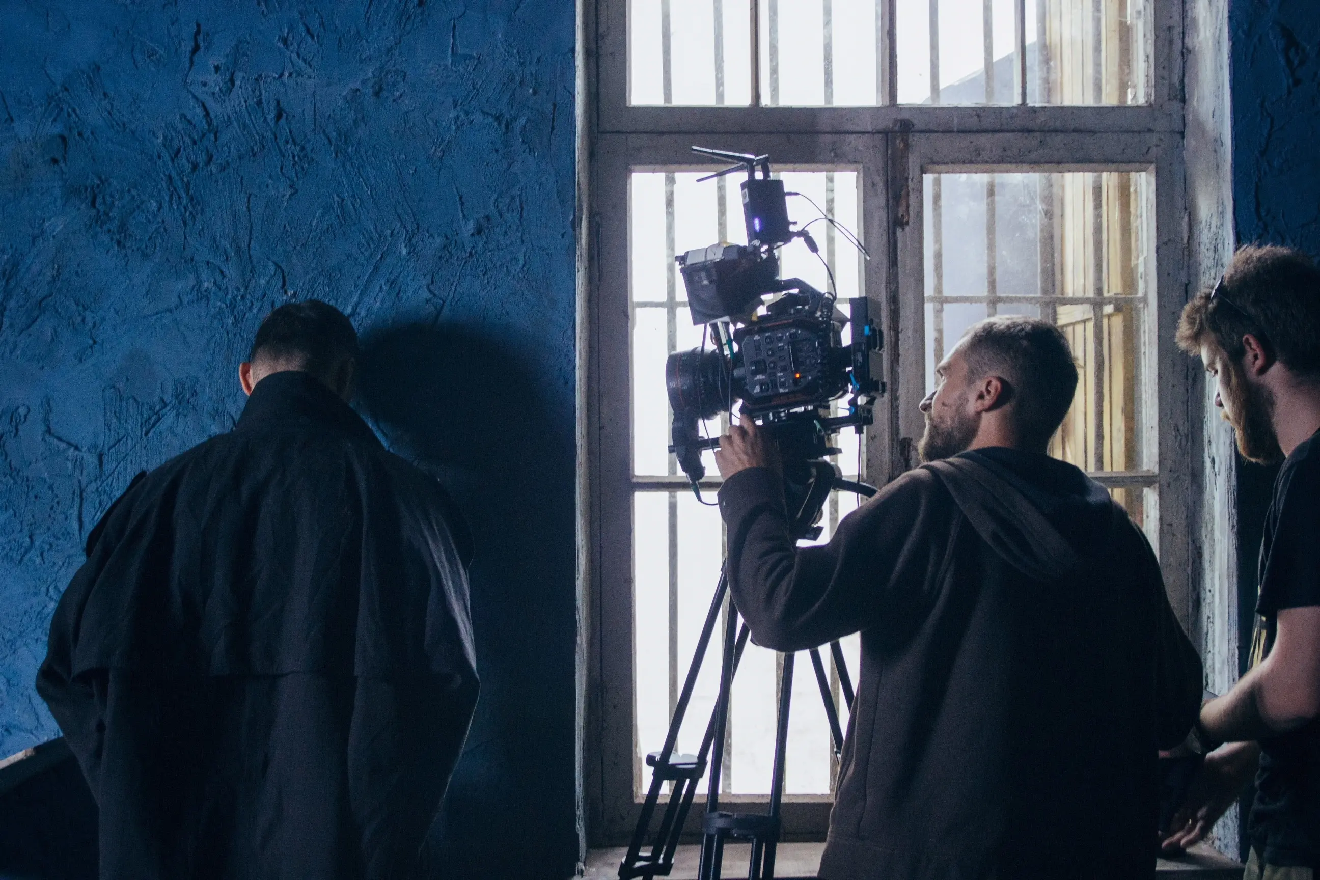 Shooting with Panasonic EVA1: Experiments with light and a worthy film ...